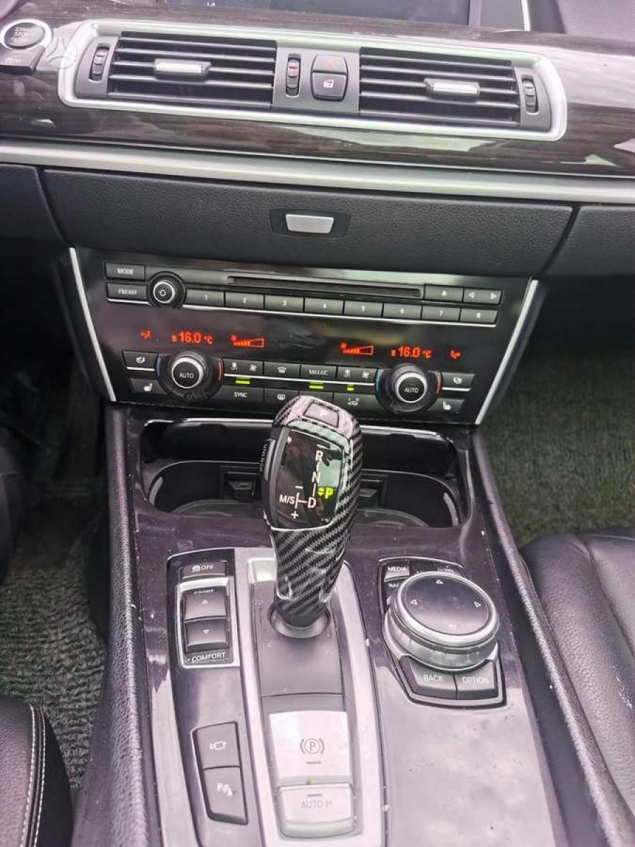 Pelēks BMW 520 2014 Šauļi, ar dzinēja tilpumu 2.00 L un nobraukumu 254 tūkst. km par 9600 €, foto 22 vietnē AUTOMOTO.COM.LV
