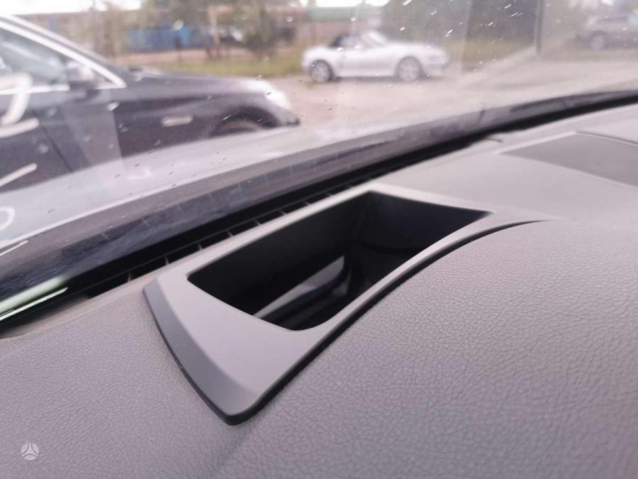 Pelēks BMW 520 2014 Šauļi, ar dzinēja tilpumu 2.00 L un nobraukumu 254 tūkst. km par 9600 €, foto 23 vietnē AUTOMOTO.COM.LV