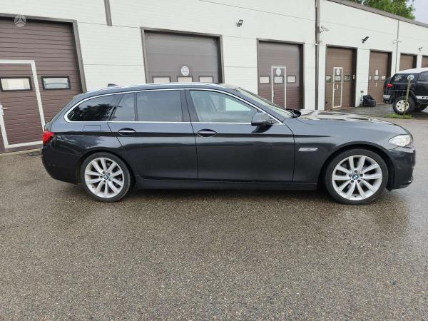 Grey BMW 520 2015 in Utena, with an engine capacity of 2.00 L and mileage of 294 thousand km for 10190 €, photo 7 on AUTOMOTO.COM.LV