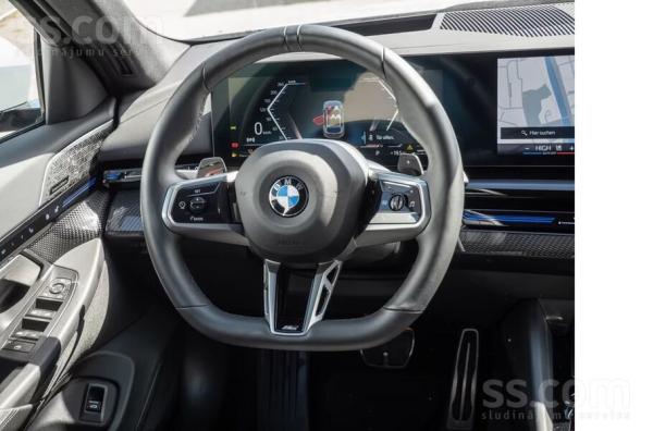 Grey BMW 520 2024 in Riga, with an engine capacity of 2.00 L and mileage of 38 thousand km for 48500 €, photo 5 on AUTOMOTO.COM.LV
