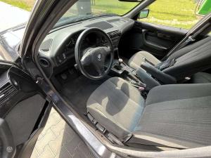 Grey BMW 520 1994 in Vilnius, with an engine capacity of 1.99 L and mileage of 331 thousand km for 5400 €, photo 10 on AUTOMOTO.COM.LV