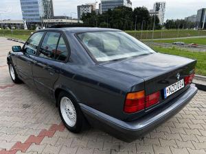 Pelēks BMW 520 1995 Viļņa, ar dzinēja tilpumu 2.00 L un nobraukumu 270 tūkst. km par 6800 €, foto 6 vietnē AUTOMOTO.COM.LV