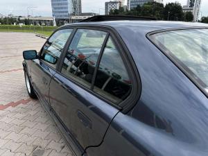 Pelēks BMW 520 1995 Viļņa, ar dzinēja tilpumu 2.00 L un nobraukumu 270 tūkst. km par 6800 €, foto 17 vietnē AUTOMOTO.COM.LV