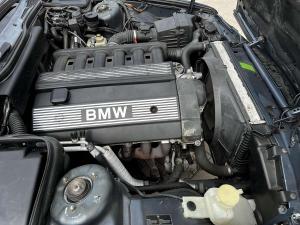 Pelēks BMW 520 1995 Viļņa, ar dzinēja tilpumu 2.00 L un nobraukumu 270 tūkst. km par 6800 €, foto 30 vietnē AUTOMOTO.COM.LV