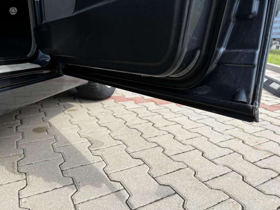 Pelēks BMW 520 1995 Viļņa, ar dzinēja tilpumu 2.00 L un nobraukumu 270 tūkst. km par 6800 €, foto 31 vietnē AUTOMOTO.COM.LV