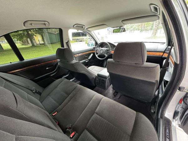 Pelēks BMW 520 1996 Palanga, ar dzinēja tilpumu 1.99 L un nobraukumu 253 tūkst. km par 3600 €, foto 10 vietnē AUTOMOTO.COM.LV