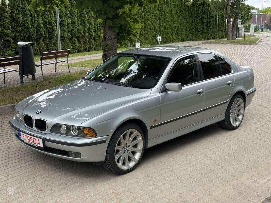 Pelēks BMW 520 1996 Palanga, ar dzinēja tilpumu 1.99 L un nobraukumu 253 tūkst. km par 3600 €, foto 18 vietnē AUTOMOTO.COM.LV