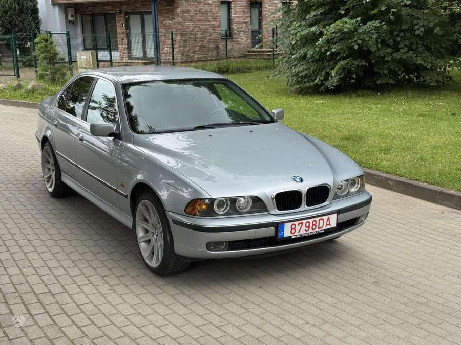Pelēks BMW 520 1996 Palanga, ar dzinēja tilpumu 1.99 L un nobraukumu 253 tūkst. km par 3600 €, foto 23 vietnē AUTOMOTO.COM.LV