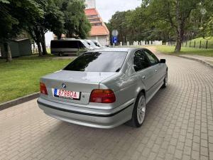 Pelēks BMW 520 1996 Palanga, ar dzinēja tilpumu 1.99 L un nobraukumu 253 tūkst. km par 3600 €, foto 25 vietnē AUTOMOTO.COM.LV