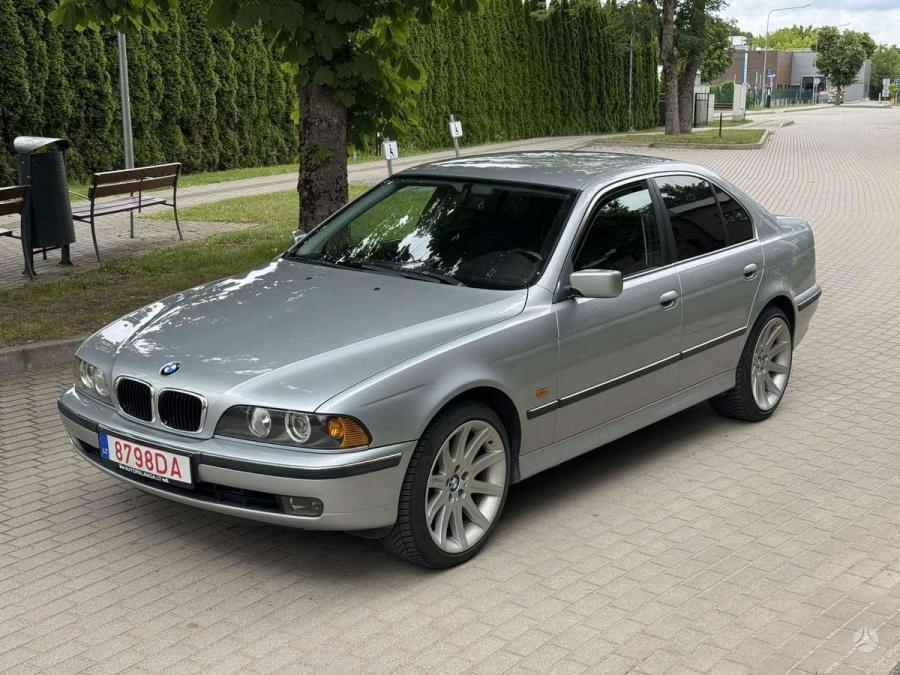 Pelēks BMW 520 1996 Palanga, ar dzinēja tilpumu 1.99 L un nobraukumu 253 tūkst. km par 3600 €, foto 39 vietnē AUTOMOTO.COM.LV