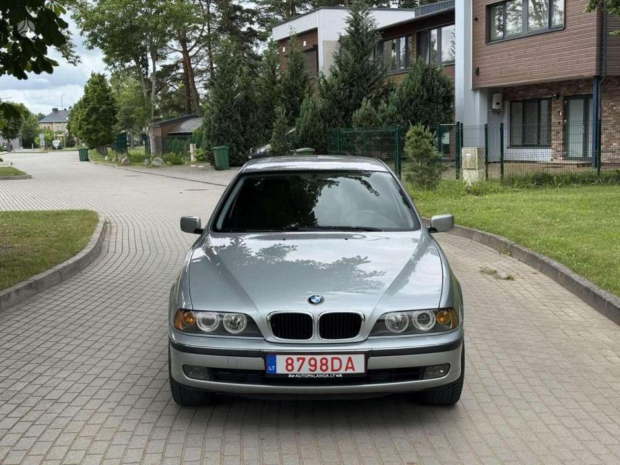 Pelēks BMW 520 1996 Palanga, ar dzinēja tilpumu 1.99 L un nobraukumu 253 tūkst. km par 3600 €, foto 44 vietnē AUTOMOTO.COM.LV