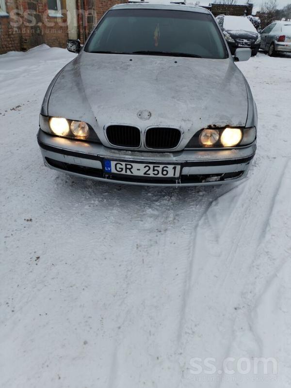 Grey BMW 520 1997 in Valmiera, with an engine capacity of 2.00 L and mileage of 0 thousand km for 3000 €, photo 1 on AUTOMOTO.COM.LV
