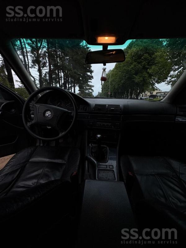 БМВ 520 1998 в Кулдига на AUTOMOTO.COM.LV Серый БМВ 520 1998 в Кулдига, объемом двигателя 2.50 л и пробегом 0 тыс. км за 1350 €, фото 4 на AUTOMOTO.COM.LV