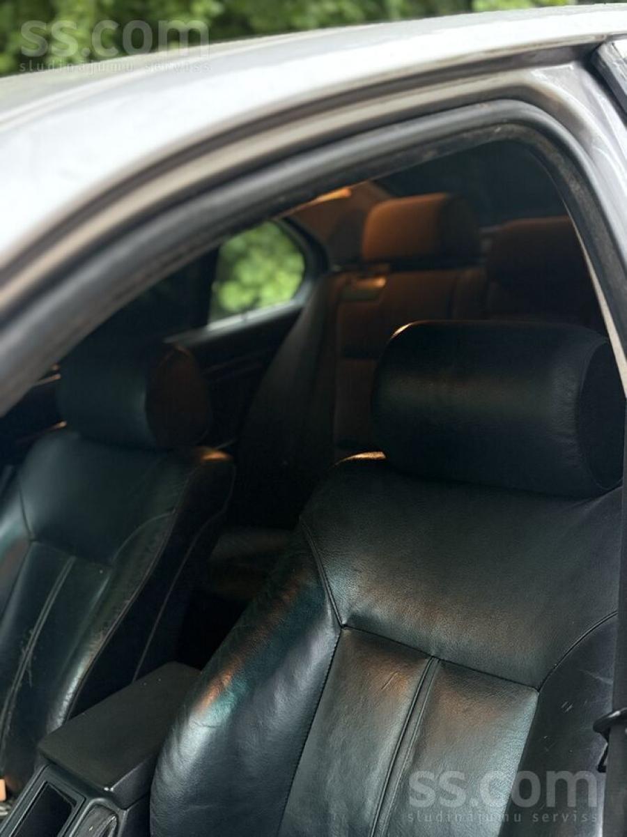 Pelēks BMW 520 1998 Kuldīga, ar dzinēja tilpumu 2.50 L un nobraukumu 0 tūkst. km par 1350 €, foto 8 vietnē AUTOMOTO.COM.LV