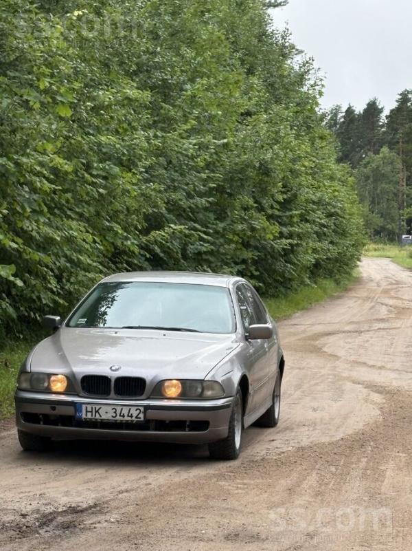 БМВ 520 1998 в Кулдига на AUTOMOTO.COM.LV Серый БМВ 520 1998 в Кулдига, объемом двигателя 2.50 л и пробегом 0 тыс. км за 1350 €, фото 10 на AUTOMOTO.COM.LV