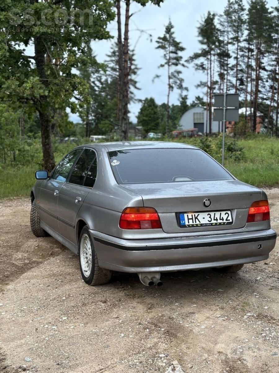 Pelēks BMW 520 1998 Kuldīga, ar dzinēja tilpumu 2.50 L un nobraukumu 0 tūkst. km par 1350 €, foto 12 vietnē AUTOMOTO.COM.LV