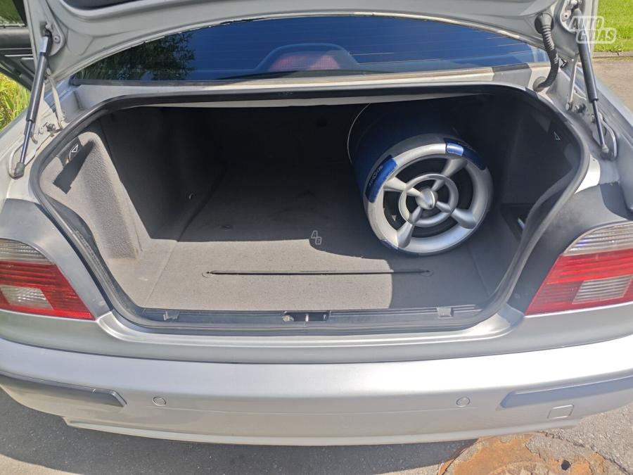 Grey BMW 520 2000 in Panevezys, with an engine capacity of 2.00 L and mileage of 350 thousand km for 3000 €, photo 12 on AUTOMOTO.COM.LV
