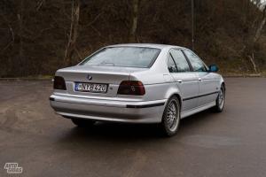Grey BMW 520 2001 in Kaunas, with an engine capacity of 2.20 L and mileage of 349 thousand km for 1900 €, photo 6 on AUTOMOTO.COM.LV