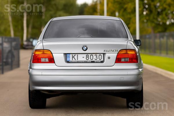 Pelēks BMW 520 2001 Jelgava, ar dzinēja tilpumu 2.00 L un nobraukumu 0 tūkst. km par 1990 €, foto 6 vietnē AUTOMOTO.COM.LV
