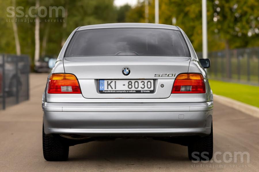 Pelēks BMW 520 2001 Jelgava, ar dzinēja tilpumu 2.00 L un nobraukumu 0 tūkst. km par 1990 €, foto 6 vietnē AUTOMOTO.COM.LV