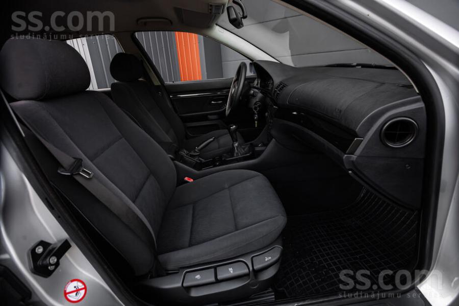 Pelēks BMW 520 2001 Jelgava, ar dzinēja tilpumu 2.00 L un nobraukumu 0 tūkst. km par 1990 €, foto 8 vietnē AUTOMOTO.COM.LV
