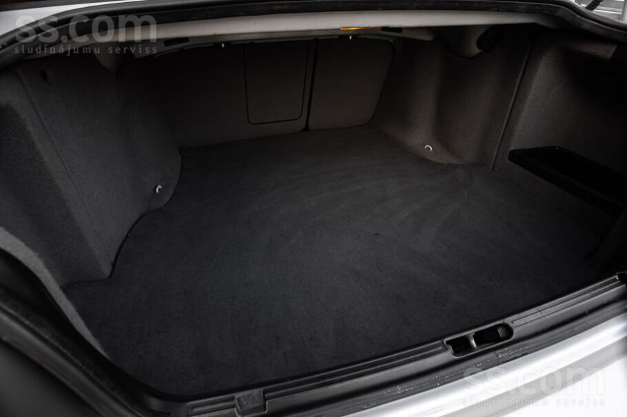 Pelēks BMW 520 2001 Jelgava, ar dzinēja tilpumu 2.00 L un nobraukumu 0 tūkst. km par 1990 €, foto 13 vietnē AUTOMOTO.COM.LV