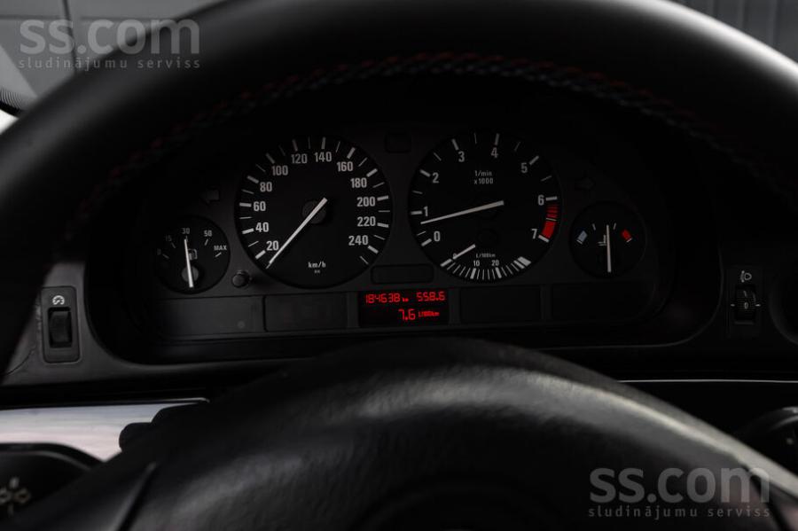 Pelēks BMW 520 2001 Jelgava, ar dzinēja tilpumu 2.00 L un nobraukumu 0 tūkst. km par 1990 €, foto 22 vietnē AUTOMOTO.COM.LV