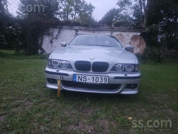 Pelēks BMW 520 2001 Saldus, ar dzinēja tilpumu 2.20 L un nobraukumu 286 tūkst. km par 2200 €, foto 1 vietnē AUTOMOTO.COM.LV