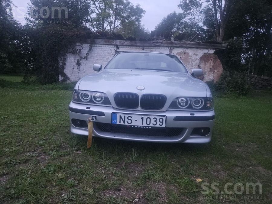 Pelēks BMW 520 2001 Saldus, ar dzinēja tilpumu 2.20 L un nobraukumu 286 tūkst. km par 2200 €, foto 1 vietnē AUTOMOTO.COM.LV