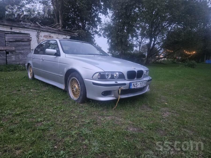 Pelēks BMW 520 2001 Saldus, ar dzinēja tilpumu 2.20 L un nobraukumu 286 tūkst. km par 2200 €, foto 3 vietnē AUTOMOTO.COM.LV