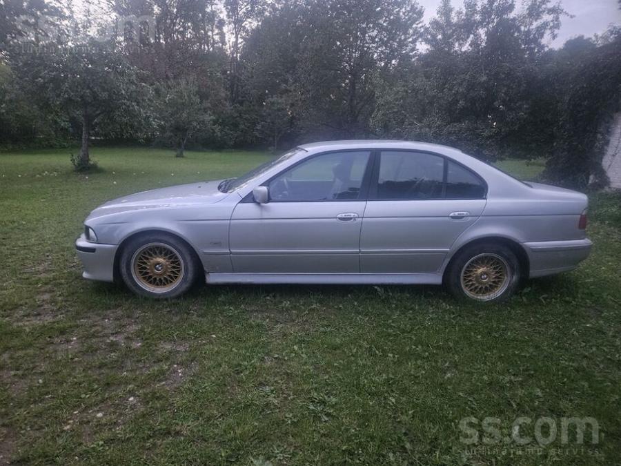 Pelēks BMW 520 2001 Saldus, ar dzinēja tilpumu 2.20 L un nobraukumu 286 tūkst. km par 2200 €, foto 6 vietnē AUTOMOTO.COM.LV