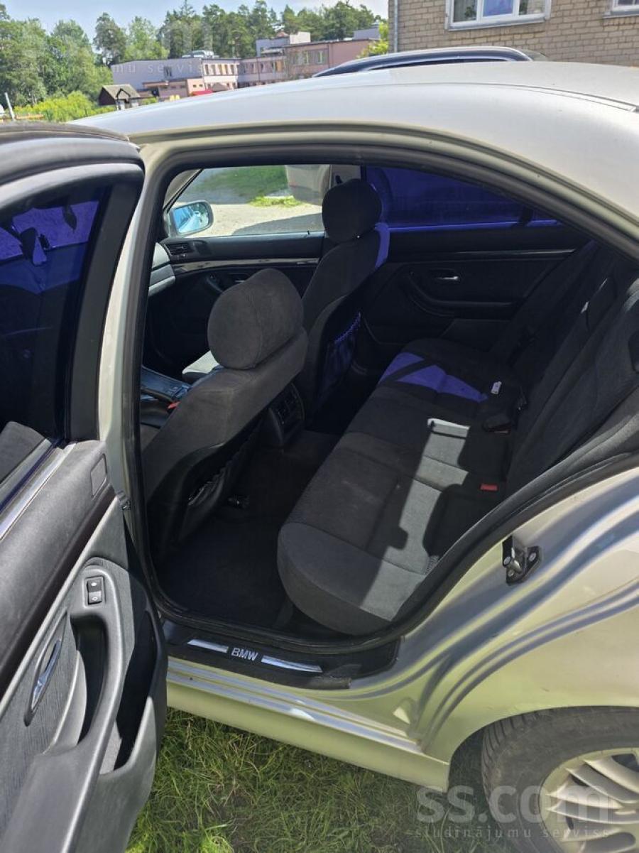 Pelēks BMW 520 2002 Dobele, ar dzinēja tilpumu 2.20 L un nobraukumu 240 tūkst. km par 1550 €, foto 12 vietnē AUTOMOTO.COM.LV