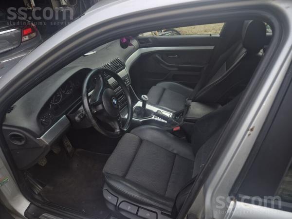 Grey BMW 520 2002 in Liepaja, with an engine capacity of 2.00 L and mileage of 425 thousand km for 2200 €, photo 3 on AUTOMOTO.COM.LV
