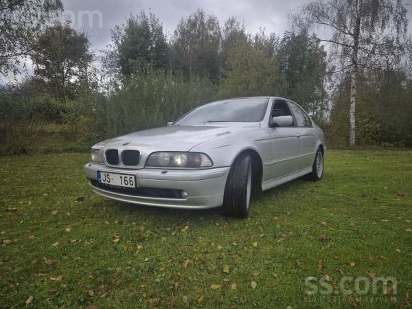 Grey BMW 520 2002 in Liepaja, with an engine capacity of 2.00 L and mileage of 425 thousand km for 2200 €, photo 4 on AUTOMOTO.COM.LV