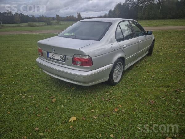 Grey BMW 520 2002 in Liepaja, with an engine capacity of 2.00 L and mileage of 425 thousand km for 2200 €, photo 6 on AUTOMOTO.COM.LV