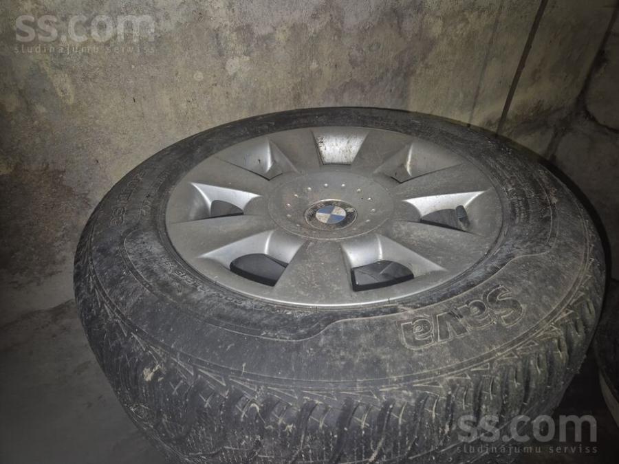 Grey BMW 520 2002 in Liepaja, with an engine capacity of 2.00 L and mileage of 425 thousand km for 2200 €, photo 8 on AUTOMOTO.COM.LV