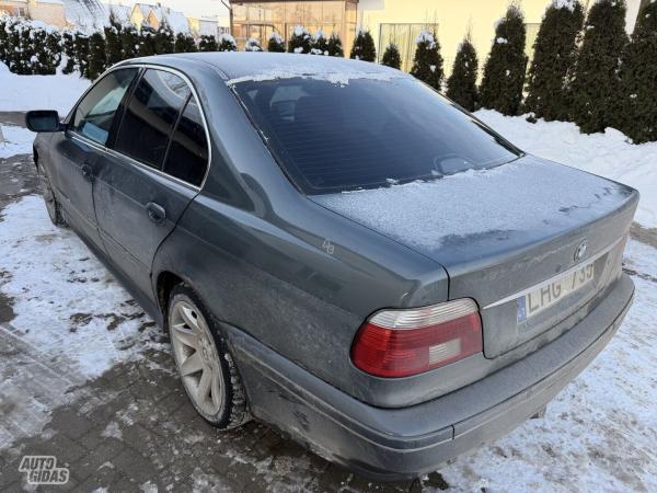 Grey BMW 520 2003 in Vilnius, with an engine capacity of 2.00 L and mileage of 460 thousand km for 999 €, photo 5 on AUTOMOTO.COM.LV