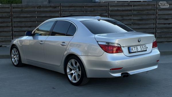 Pelēks BMW 520 2003 Šilutė, ar dzinēja tilpumu 2.20 L un nobraukumu 439 tūkst. km par 2450 €, foto 4 vietnē AUTOMOTO.COM.LV
