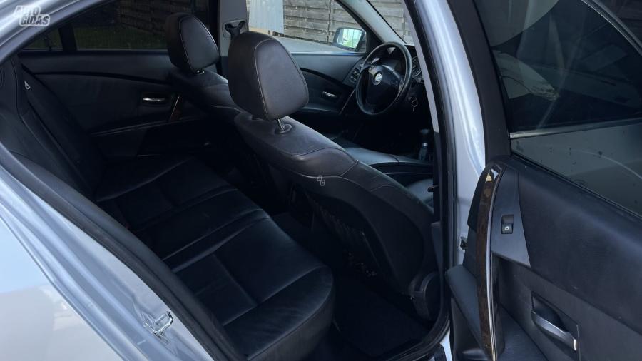 Grey BMW 520 2003 in Silute, with an engine capacity of 2.20 L and mileage of 439 thousand km for 2450 €, photo 15 on AUTOMOTO.COM.LV