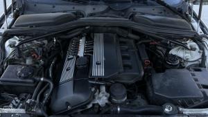Grey BMW 520 2003 in Silute, with an engine capacity of 2.20 L and mileage of 439 thousand km for 2450 €, photo 21 on AUTOMOTO.COM.LV