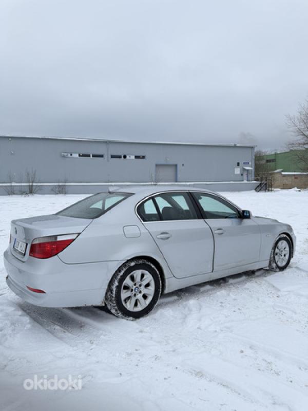 Grey BMW 520 2003 in Tallinn, with an engine capacity of 2.20 L and mileage of 341 thousand km for 3500 €, photo 4 on AUTOMOTO.COM.LV