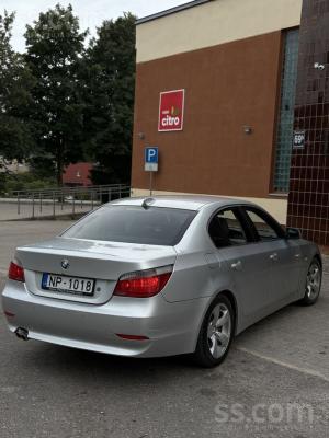 Pelēks BMW 520 2003 Kuldīga, ar dzinēja tilpumu 2.20 L un nobraukumu 263 tūkst. km par 2500 €, foto 10 vietnē AUTOMOTO.COM.LV