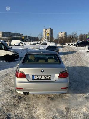 Grey BMW 520 2004 in Vilnius, with an engine capacity of 2.20 L and mileage of 308 thousand km for 1750 €, photo 7 on AUTOMOTO.COM.LV