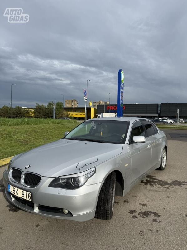 Grey BMW 520 2004 in Kaunas, with an engine capacity of 2.00 L and mileage of 363 thousand km for 2700 €, photo 2 on AUTOMOTO.COM.LV