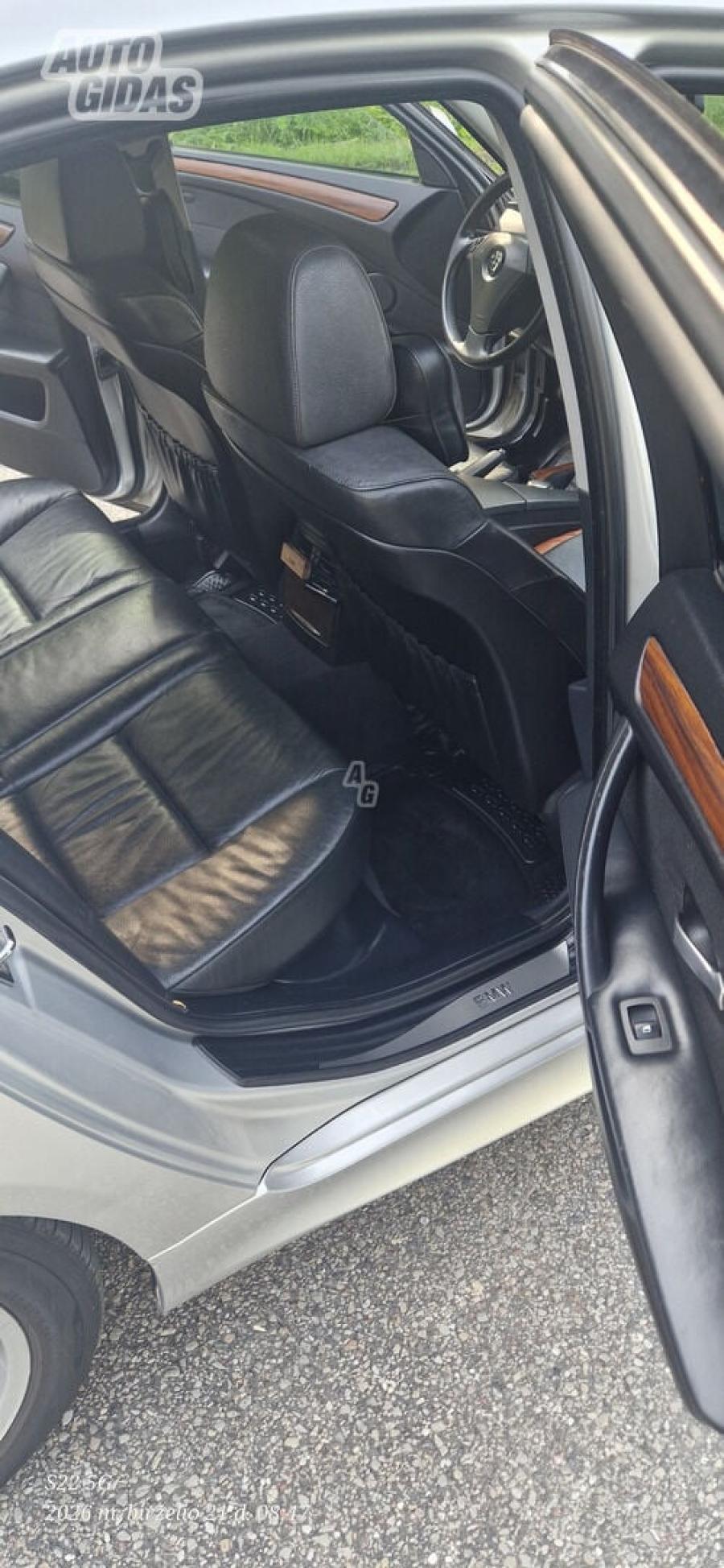 Pelēks BMW 520 2004 Ukmergė, ar dzinēja tilpumu 2.20 L un nobraukumu 378 tūkst. km par 3300 €, foto 8 vietnē AUTOMOTO.COM.LV