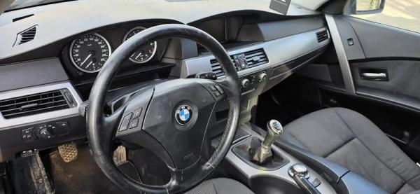 Pelēks BMW 520 2004 Valmiera, ar dzinēja tilpumu 2.20 L un nobraukumu 291 tūkst. km par 2500 €, foto 9 vietnē AUTOMOTO.COM.LV