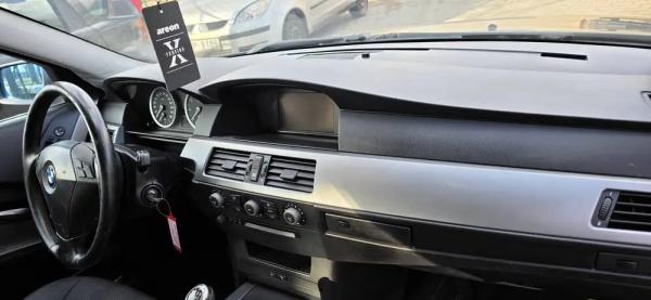 Pelēks BMW 520 2004 Valmiera, ar dzinēja tilpumu 2.20 L un nobraukumu 291 tūkst. km par 2500 €, foto 10 vietnē AUTOMOTO.COM.LV