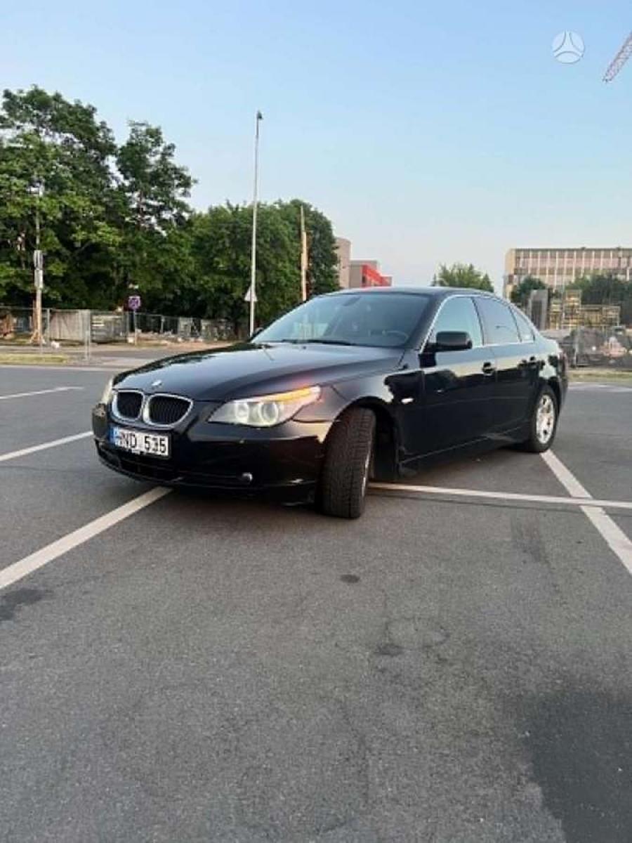 Grey BMW 520 2004 in Vilnius, with an engine capacity of 0.00 L and mileage of 328 thousand km for 2400 €, photo 1 on AUTOMOTO.COM.LV