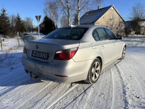 Grey BMW 520 2005 in Ariogala, with an engine capacity of 2.20 L and mileage of 293 thousand km for 1400 €, photo 3 on AUTOMOTO.COM.LV