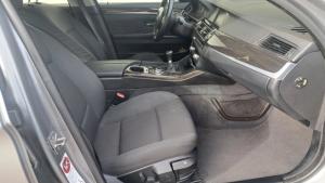 Pelēks BMW 520 2005 Rīga, ar dzinēja tilpumu 2.00 L un nobraukumu 235 tūkst. km par 7150 €, foto 4 vietnē AUTOMOTO.COM.LV